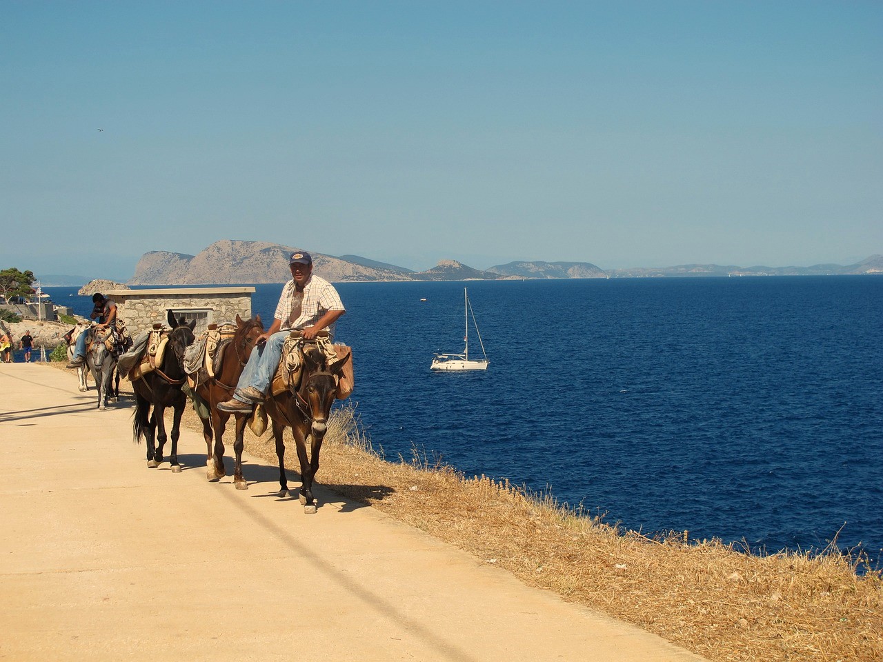 Hydra Hotel - Ecotourism Greece